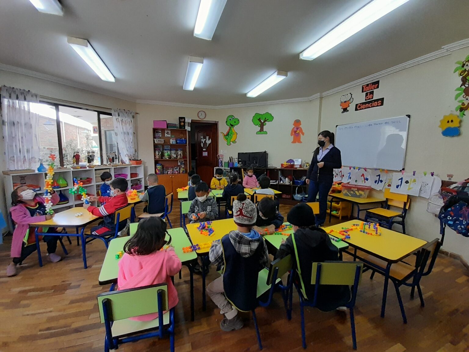 UNIDAD EDUCATIVA CIUDAD DE CUENCA - Recursos